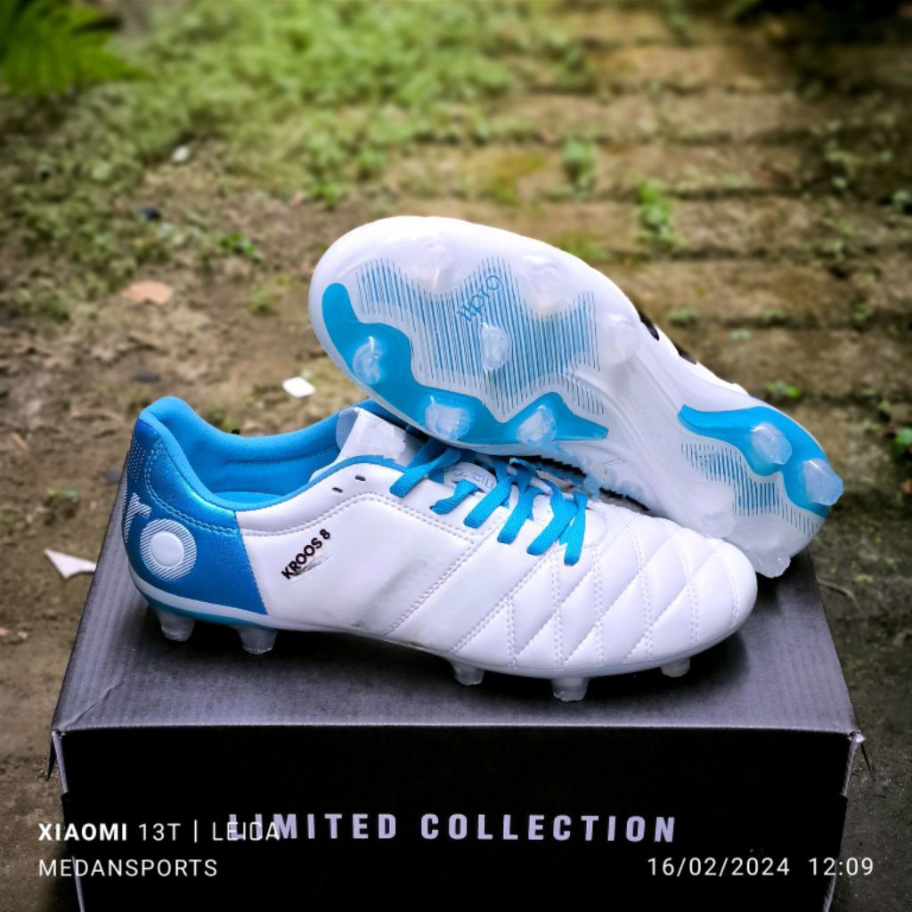 Jual Sepatu Bola Adi Pure Pro 11 Kross FG Slim | Shopee Indonesia