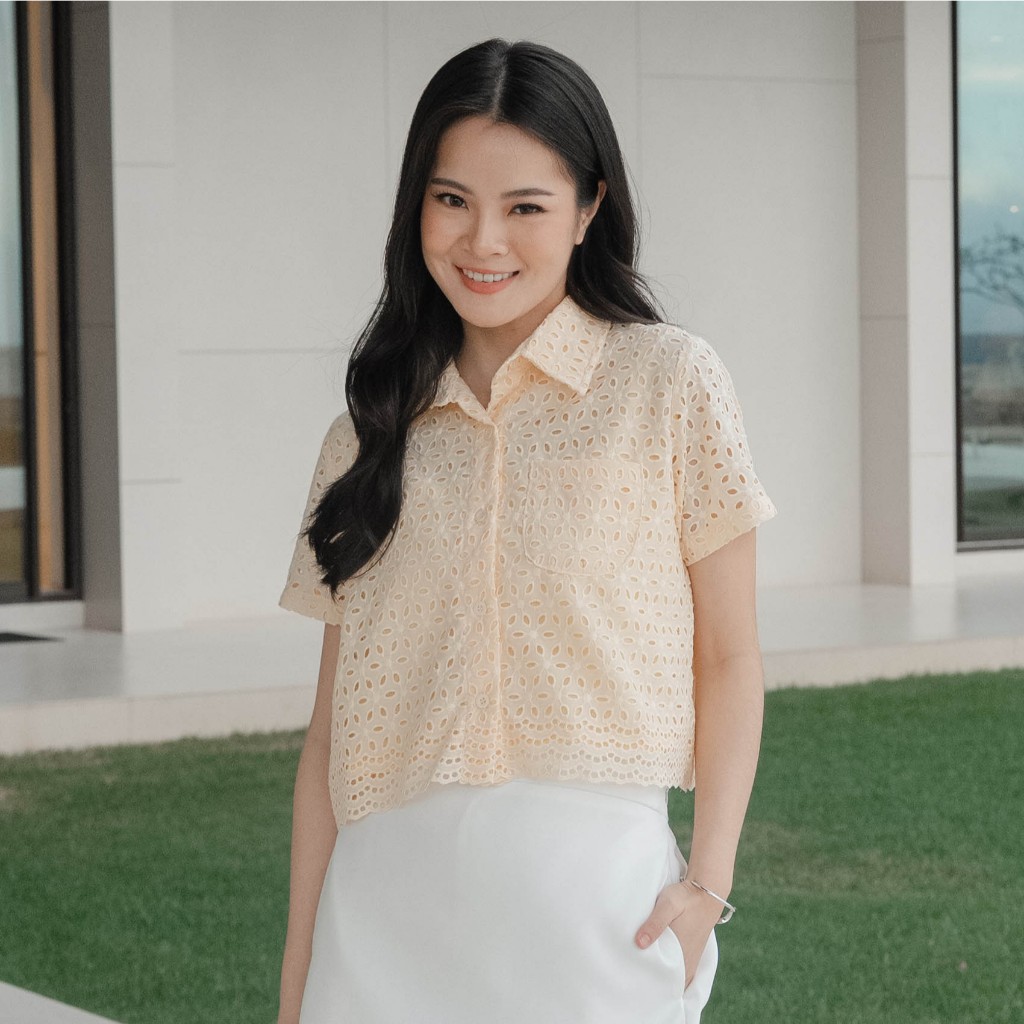 Jual Beatrice Clothing X Elika Boen Casie Blouse - Atasan Wanita Bordir ...