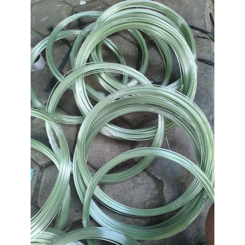 Jual RUJI FIBER UK 2,5 MM WARNA HIJAU BENING BERAT 500 GRAM | Shopee ...