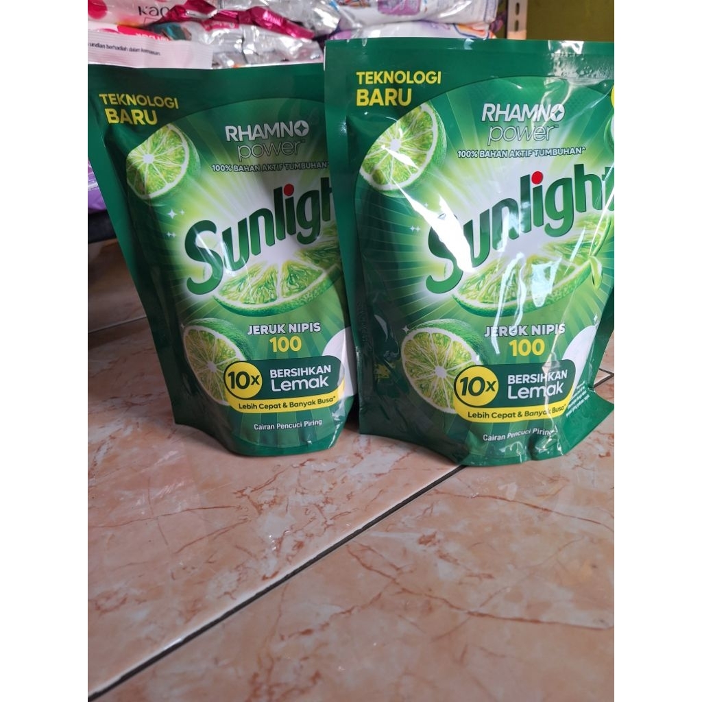 Jual sunlight jumbo kemasan 910ml hampir 1 liter cairan pencuci piring ...