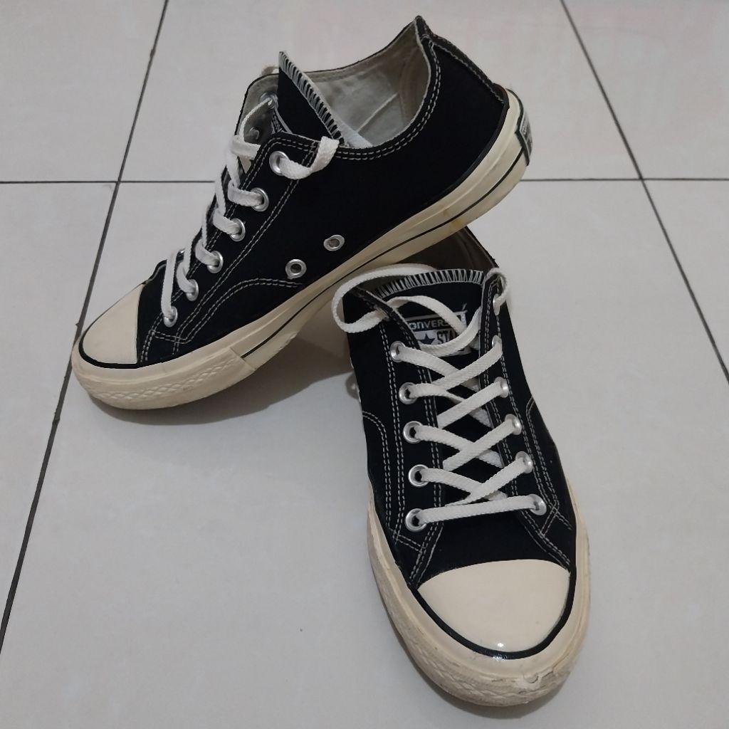 Jual sepatu converse 70's Low Hitam putih seken | Shopee Indonesia