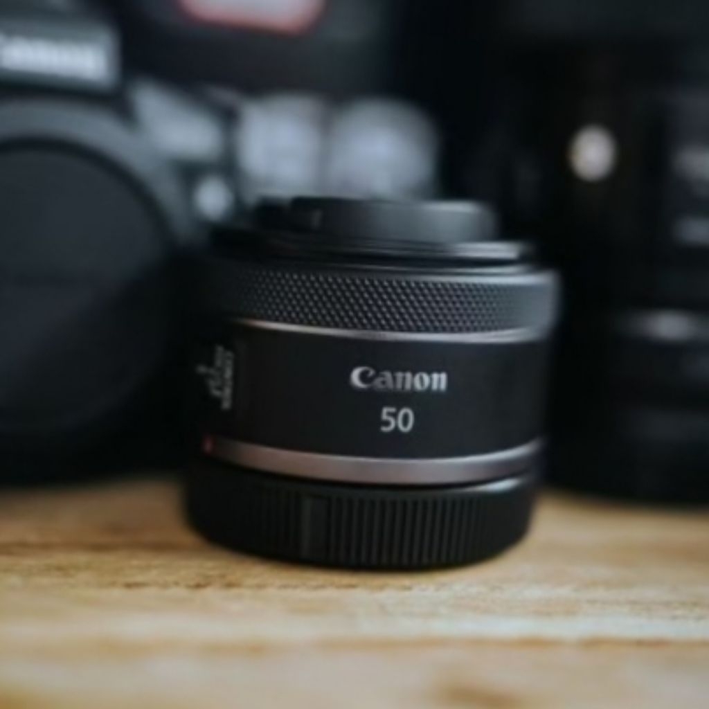 Jual Canon RF 50mm f/1.8 Like New Fulset Box, Nota Pembelian | Shopee ...