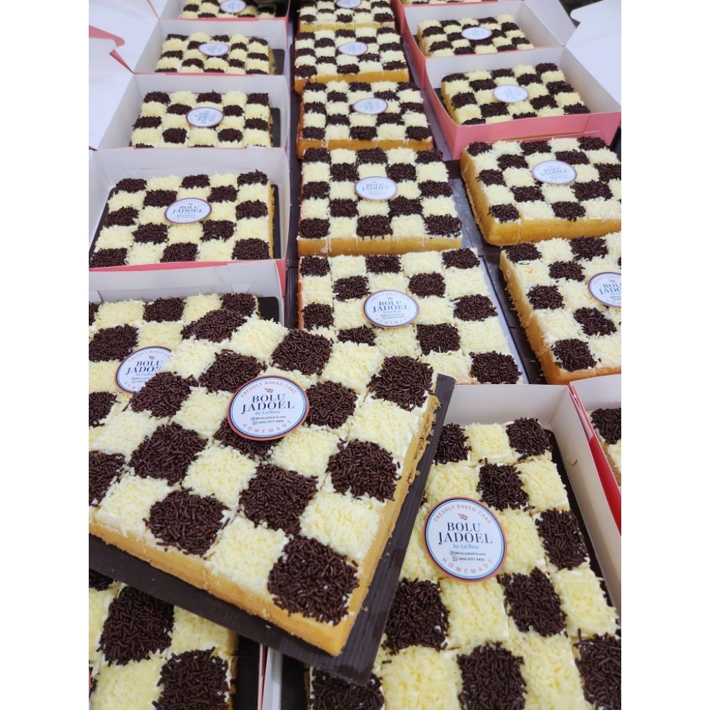 Jual Bolu catur / bolu misyes / bolu potong / bolu jadoel / kuliner ...