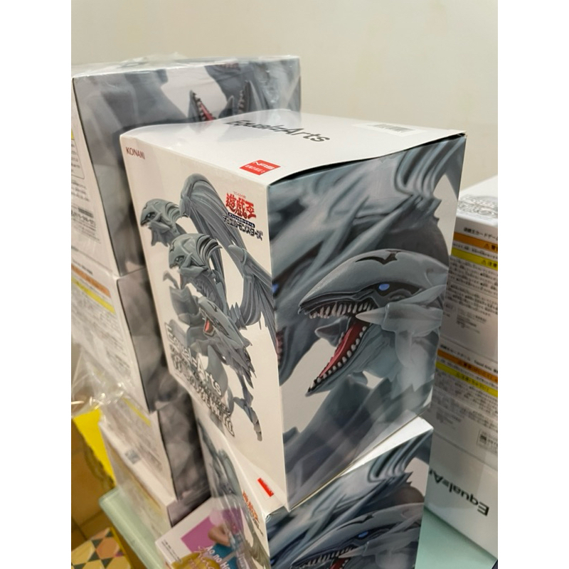 Jual Gudang Barang Jepang Yu-Gi-Oh! Blue-Eyes Ultimate Dragon Equal ...