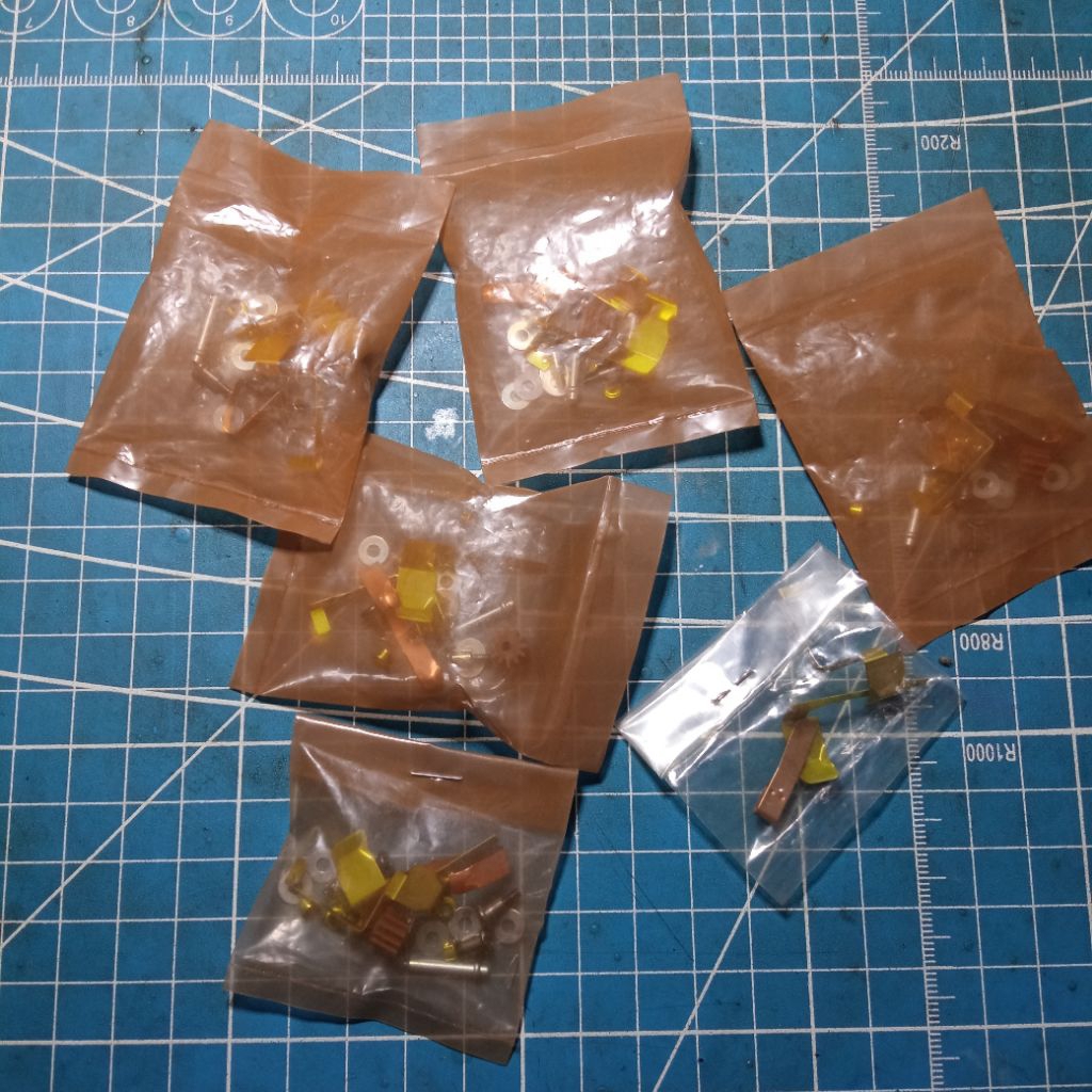 Jual Tamiya termina chassis jadul + pinion dll / terminal chassis type ...