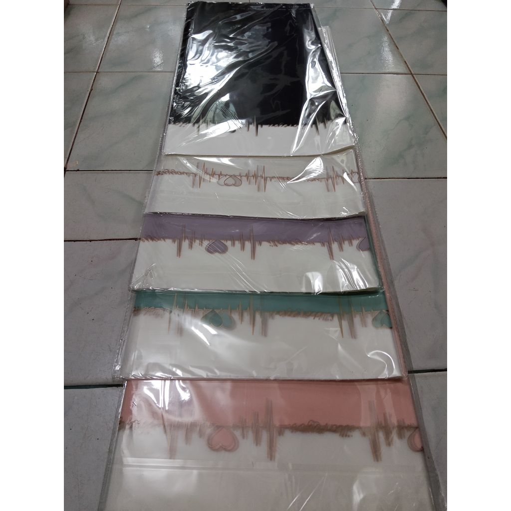 Jual Kertas bucket / cellophane list hati / wrapping paper | Shopee ...