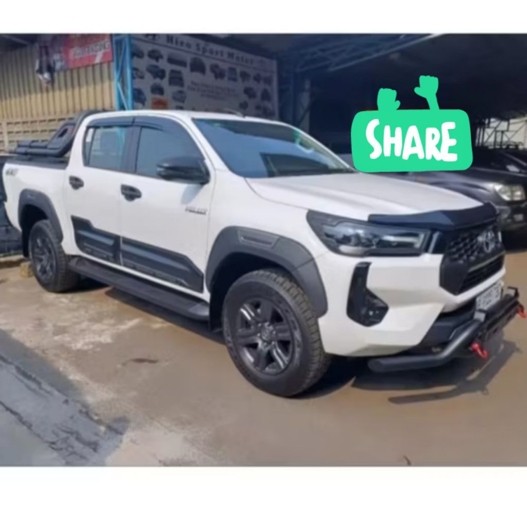 Jual 1Set 4Pcs Liss Body Cladding Side Moulding Samping Pintu Hilux ...