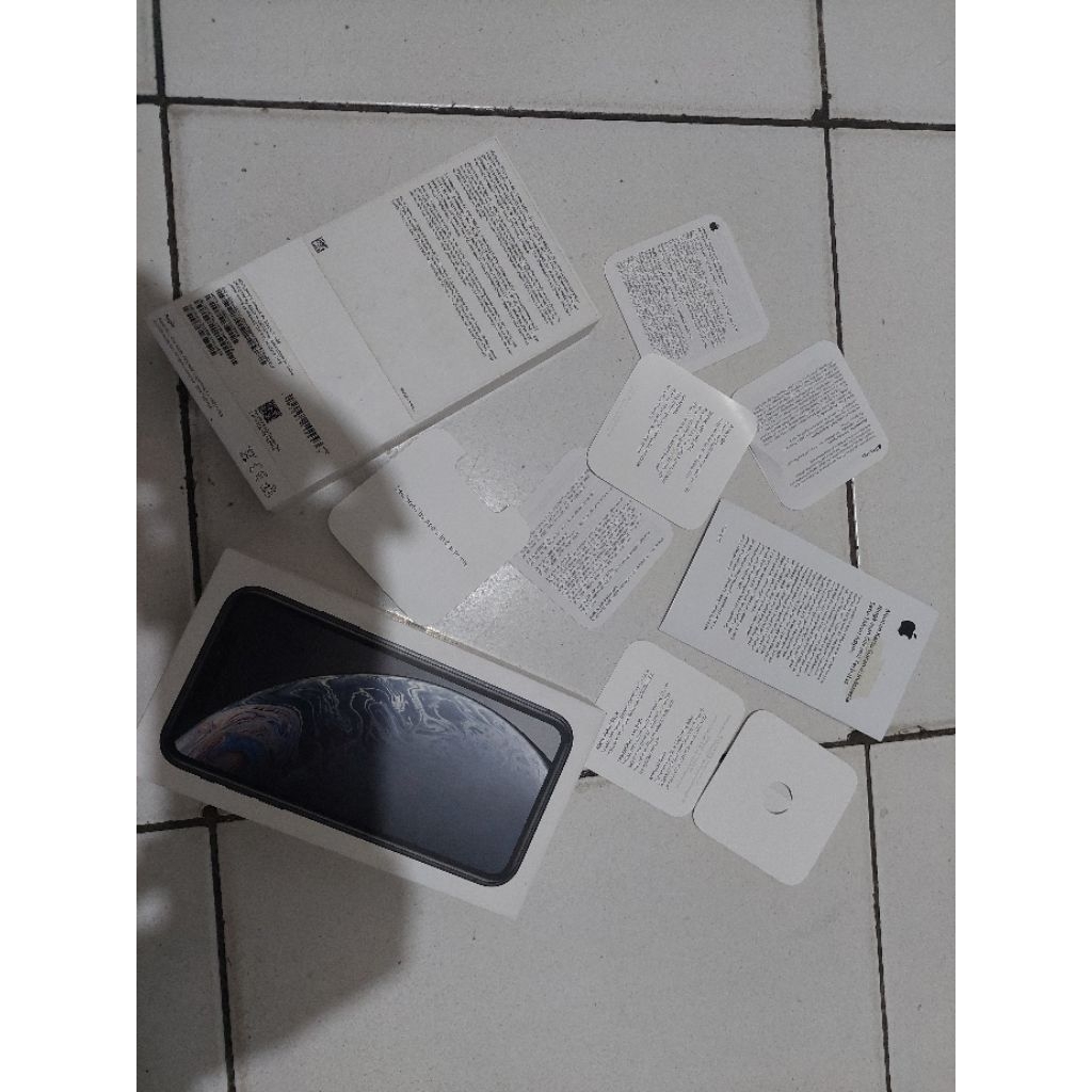 Jual DUS BOX IPHONE XR BLACK ORIGINAL IBOX Ori copotan | Shopee Indonesia