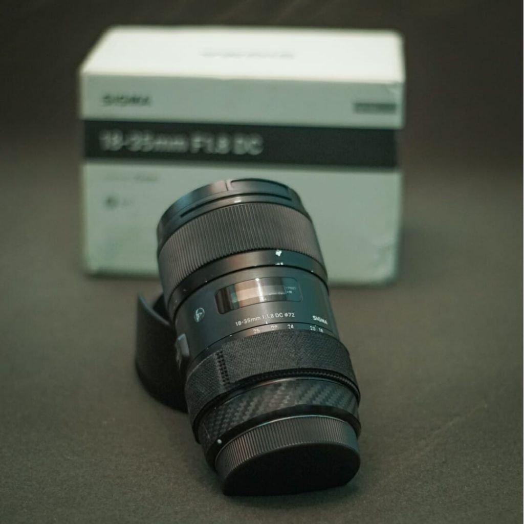 Jual Lensa Sigma Art 18-35mm F1.8 DC HSM For Canon | Shopee Indonesia