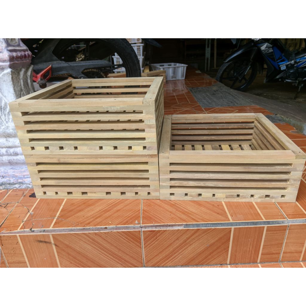 Jual POT ANGGREK DARI BAHAN KAYU 40 × 40 BISA CUSTOM UKURAN | Shopee ...