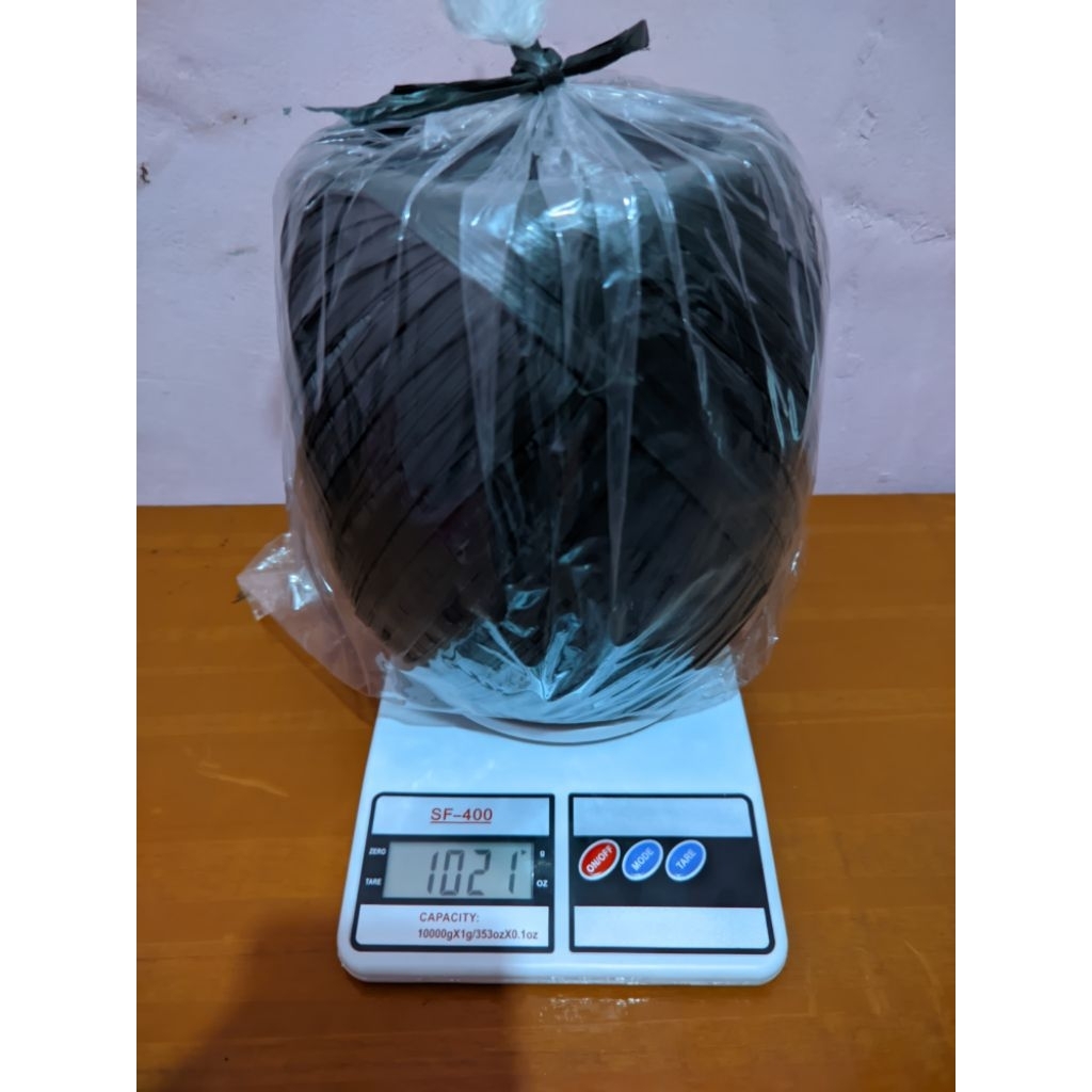 Jual TALI RAFIA HITAM TEBAL 1KG FULL | Shopee Indonesia