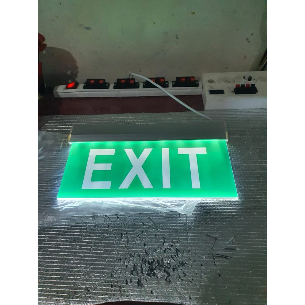 Jual lampu emergency led tulisan exit 2 sisi model gantung tali | Shopee Indonesia