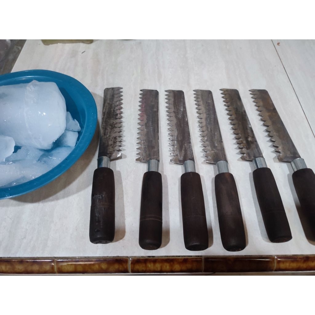 Jual Pisau cacah es batu atau golok sisir | Shopee Indonesia
