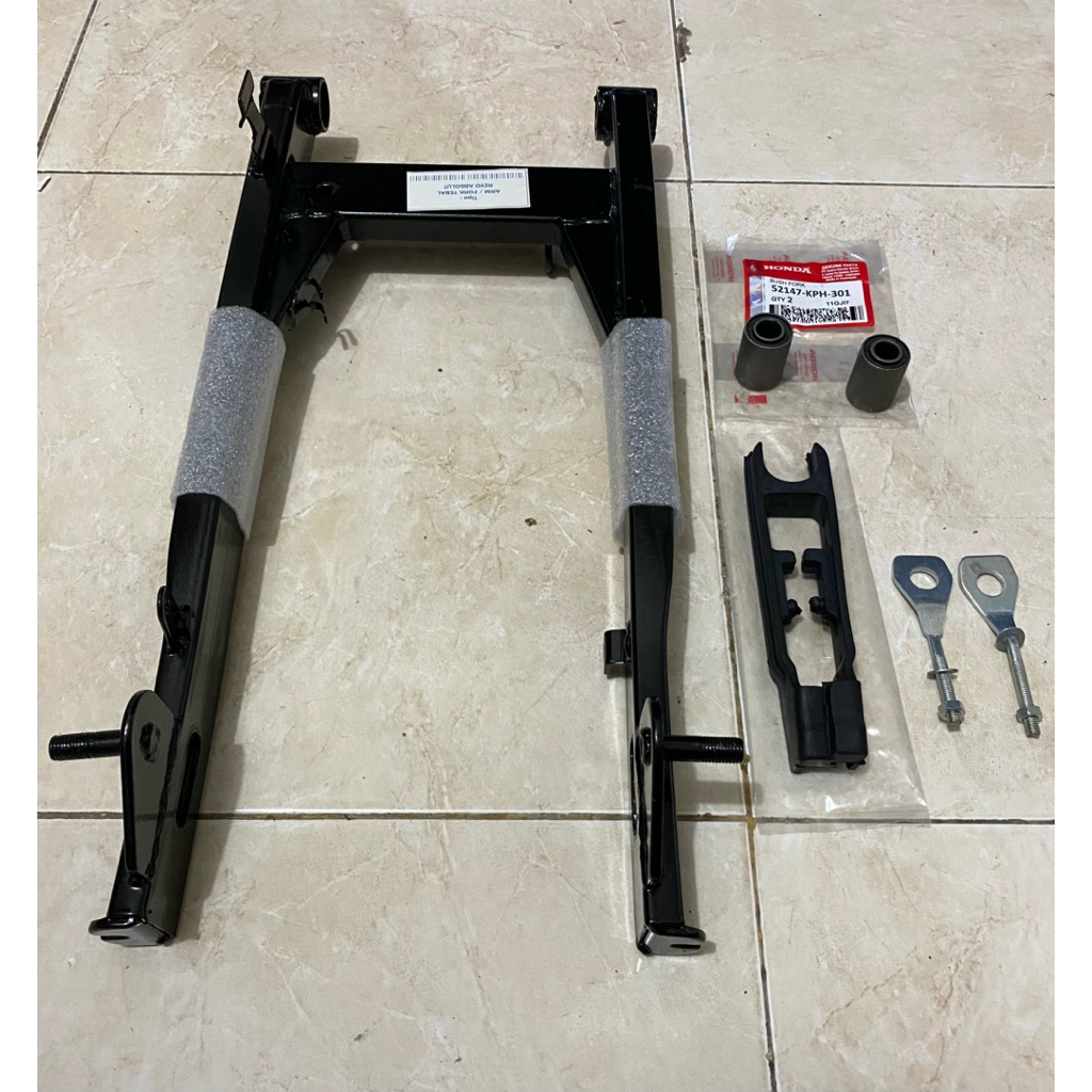 Jual Swing Arm REVO ABSOLUTE, BLADE Lama Hitam, Sasis REVO ABSOLUTE ...