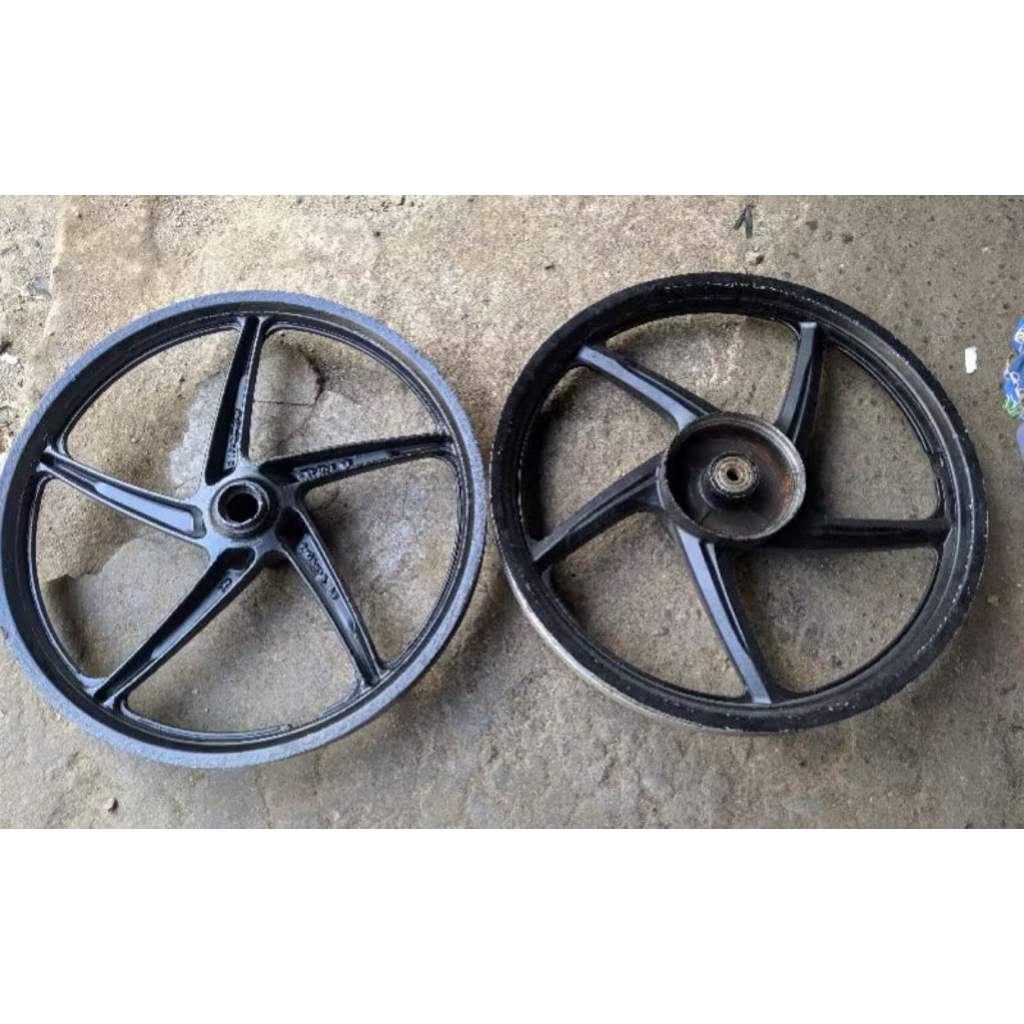 Jual Velg pelek pelk veleg resing honda revo absolute second UTUH ...