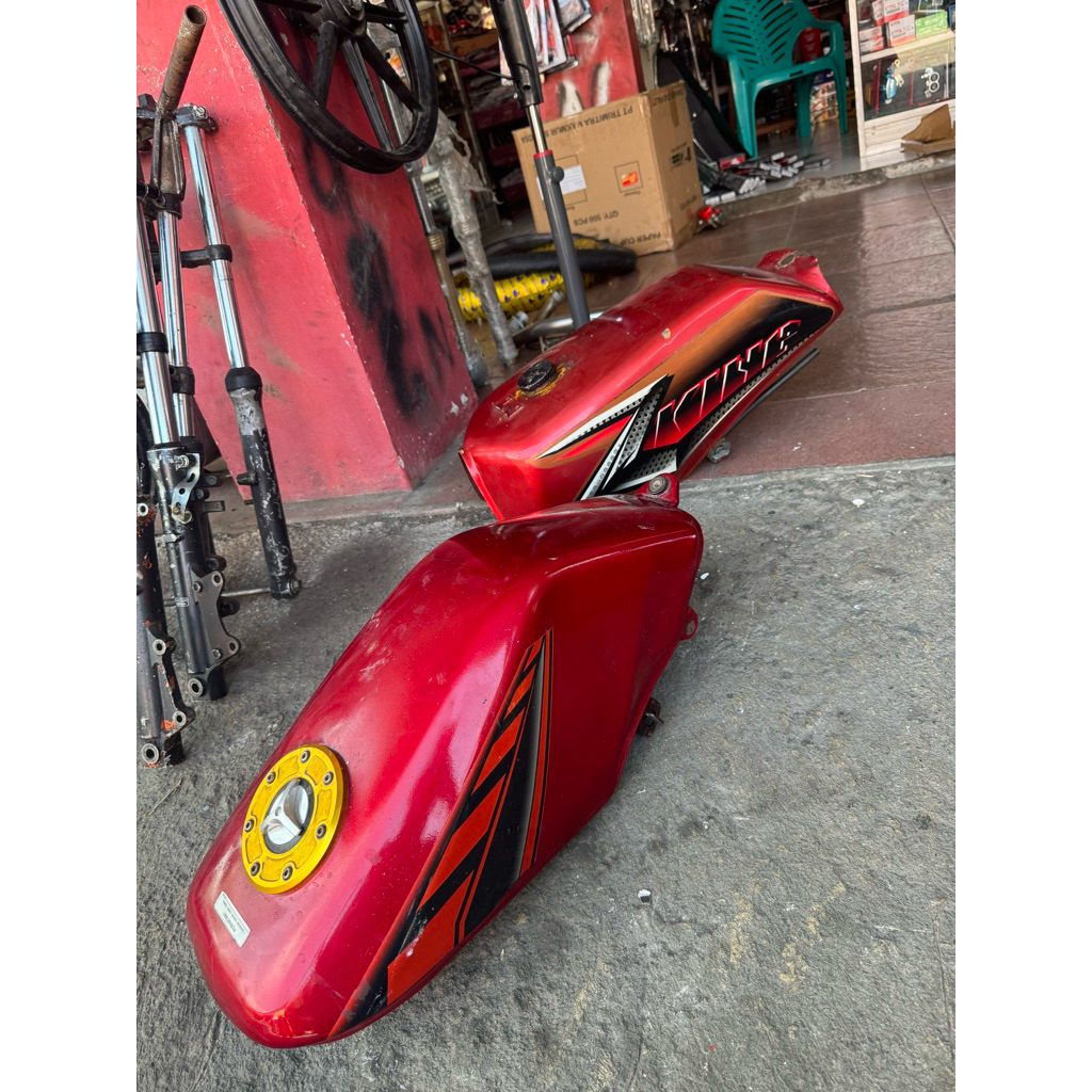 Jual tangki ninja r tangki ninja r/ss original mluss | Shopee Indonesia