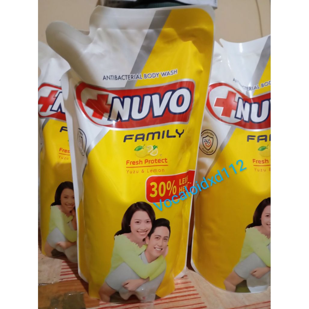 Jual Nuvo Family Sabun Mandi Cair Kuning Fresh Protect 800ml | Shopee ...