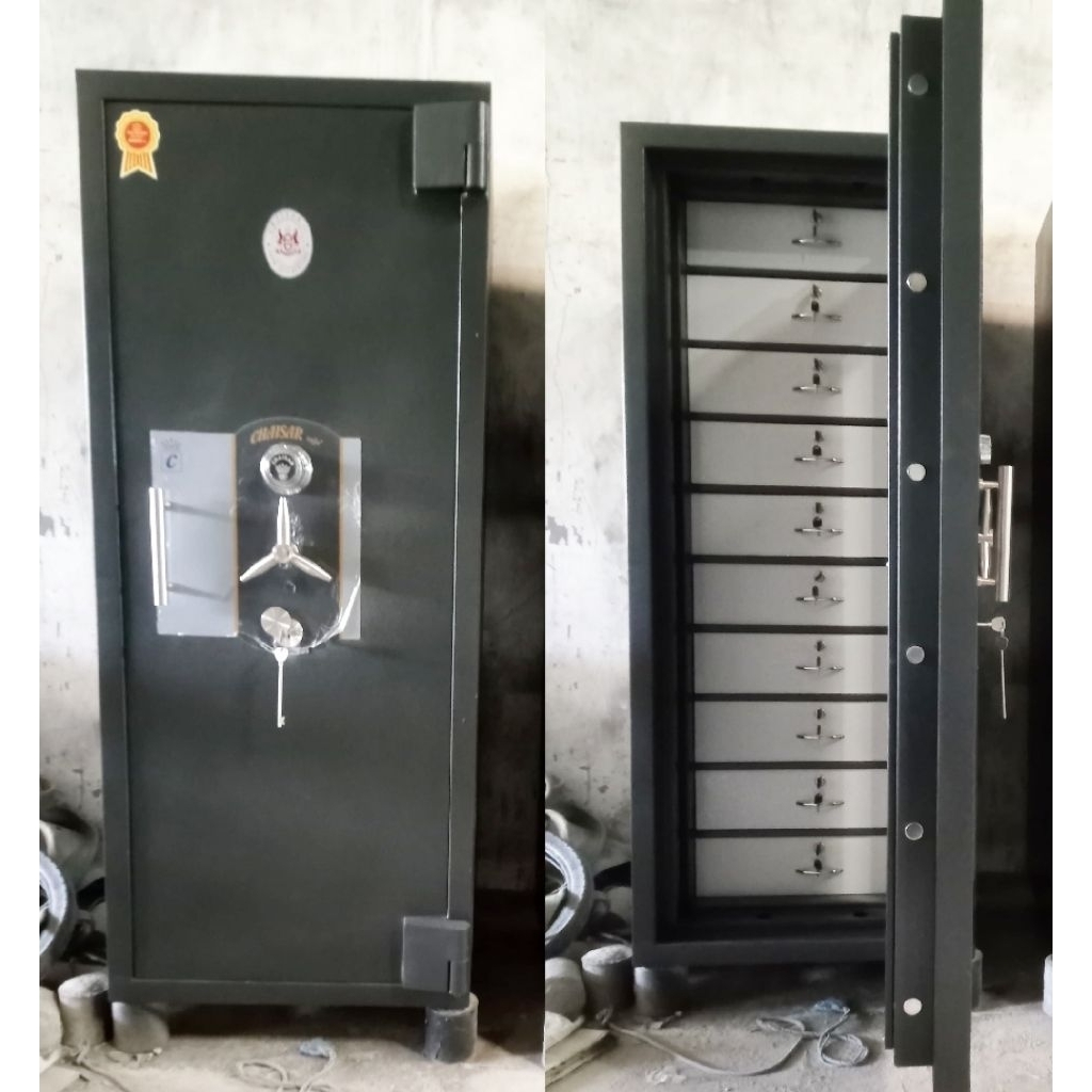 Jual New Brankas BPKB 10 laci Chaisar Tahan Api T.180cm Brankas Besar ...