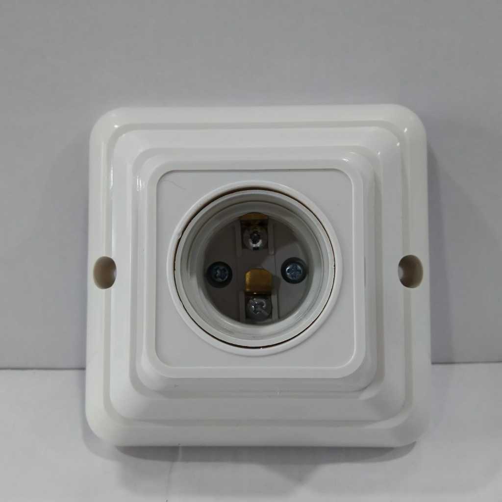 Jual Panasonic Fitting Fiting Lampu Plafon E27 Segi | Shopee Indonesia