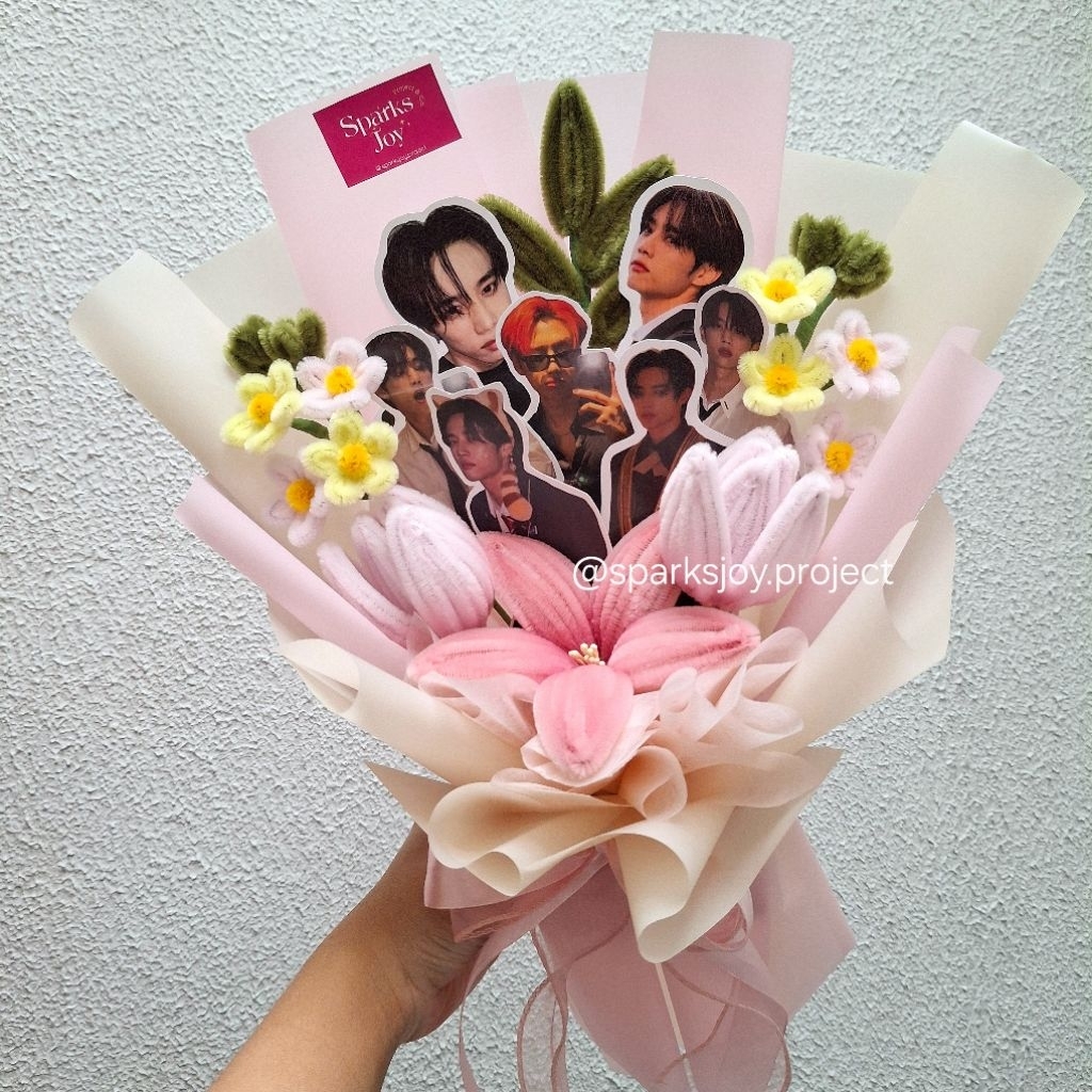 Jual Kpop Bouquet / Buket foto Kpop Idol / Buket Foto Mix Flower ...