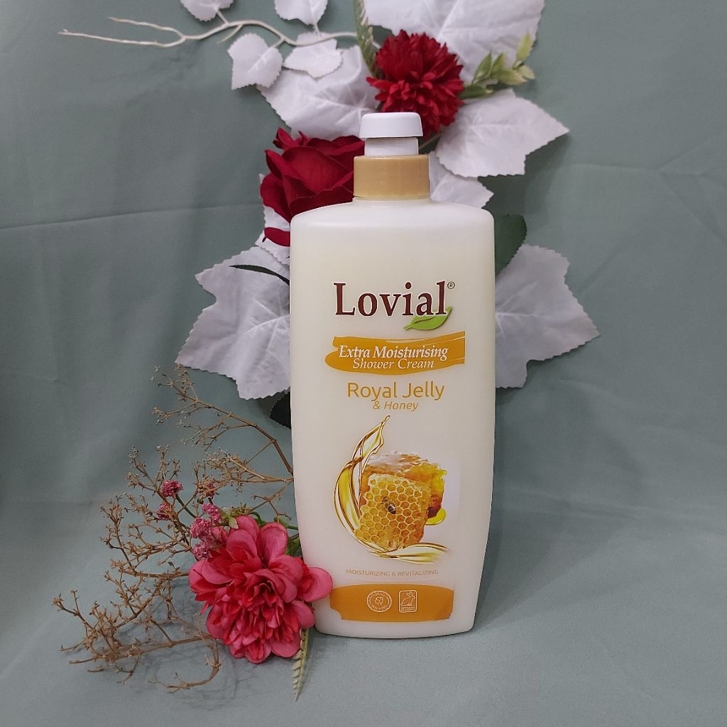 Jual LOVIAL Sabun Royal Jelly & Honey 1000ml | Shopee Indonesia