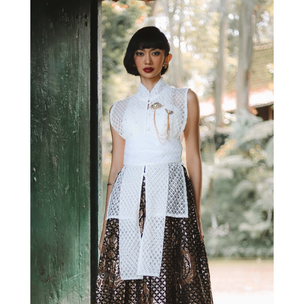Jual HAPPYSAD | GAYATRI TOP | KEBAYA KONTEMPRER | Shopee Indonesia