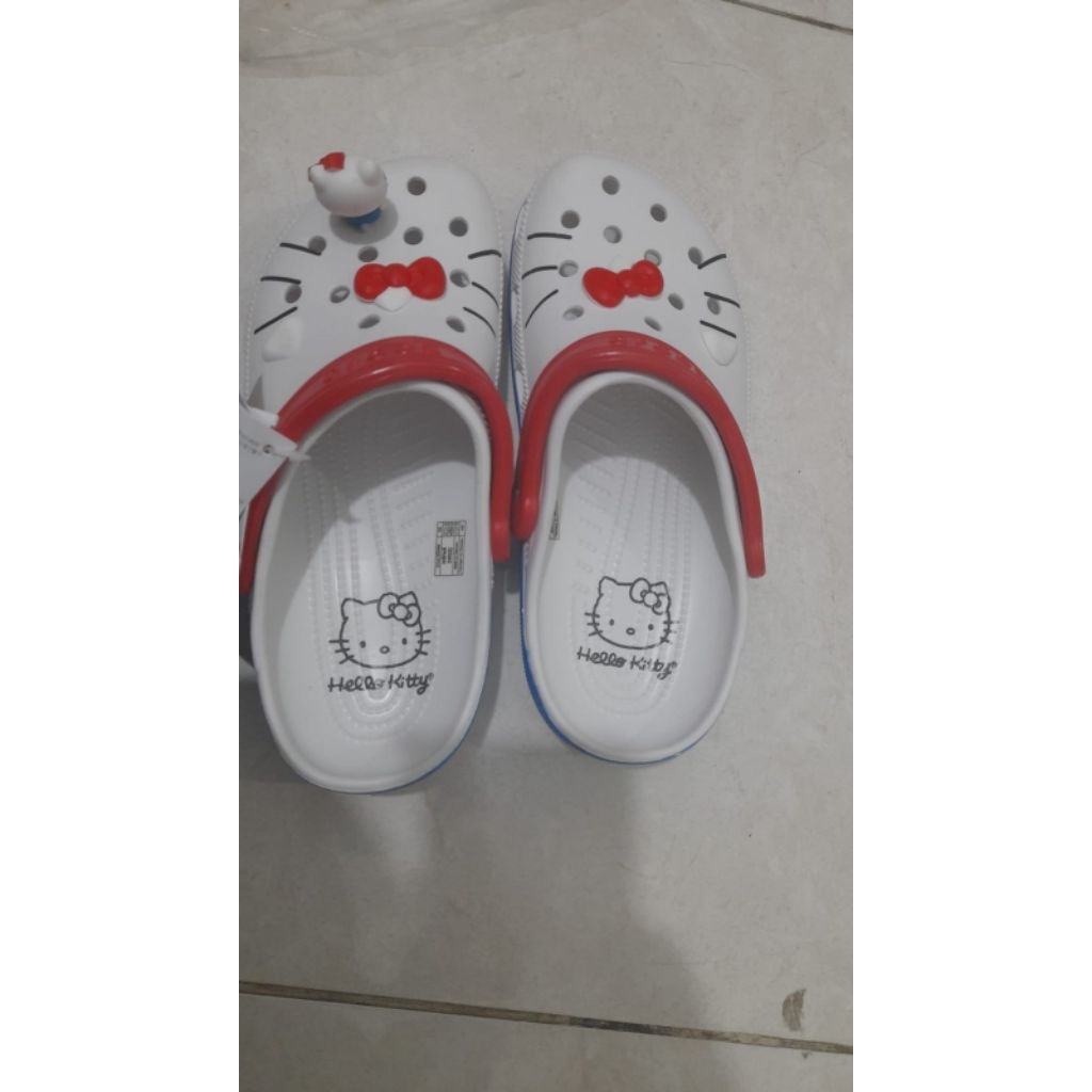 Jual CROCS X HELLO KITTY | Shopee Indonesia
