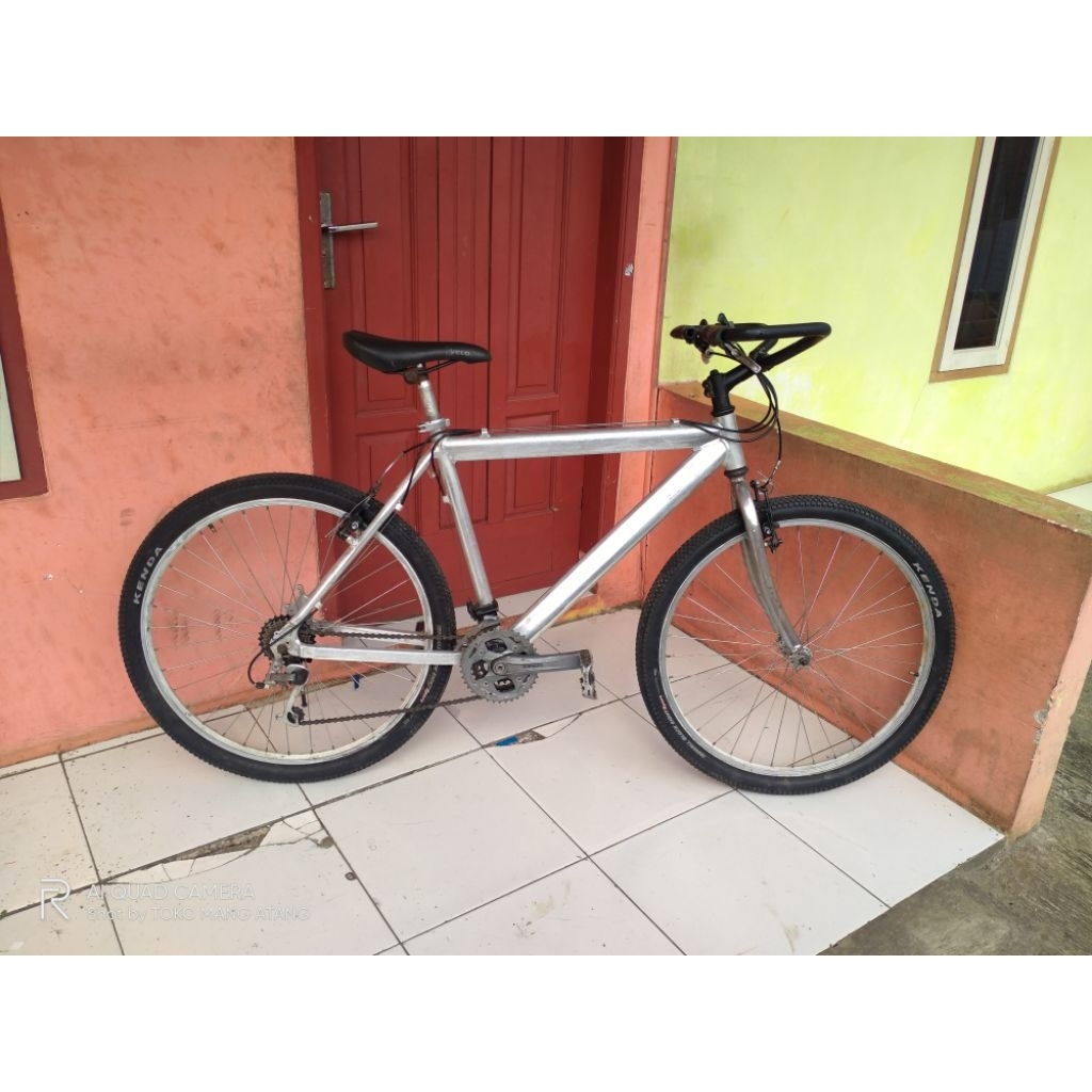 Jual Sepeda MTB Commuter ban 26 Alloy Jadul Size 20" Seri BI-0712 ...