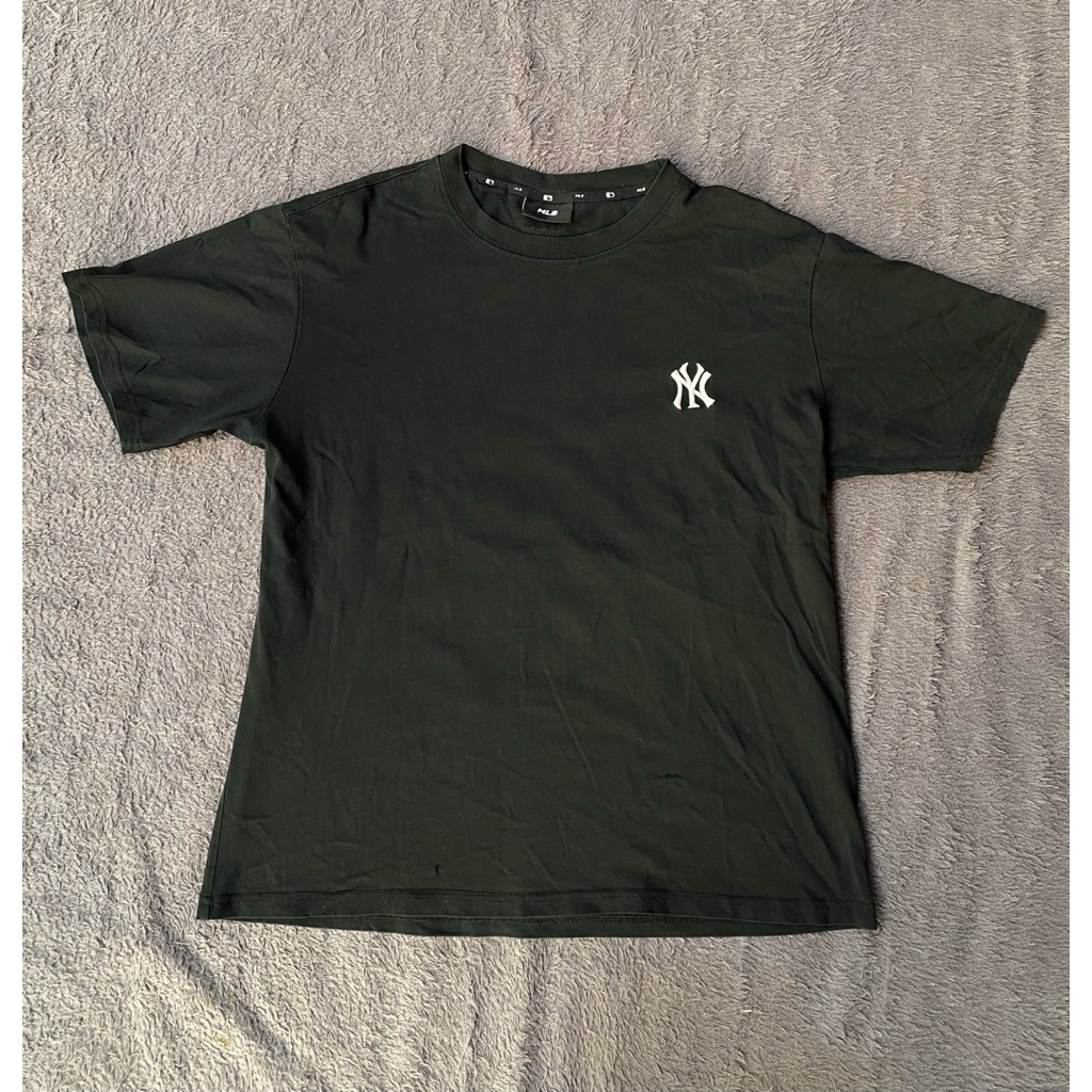 Jual MLB NY Yankees Monogram Mega Logo Tee Black OF | Shopee Indonesia
