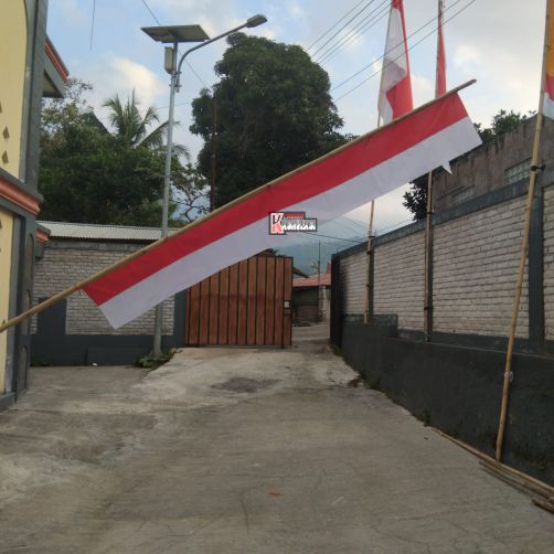 Jual Risplang | Bendera Serbaguna Merah Putih Bendera Panjang 2.8 Meter ...