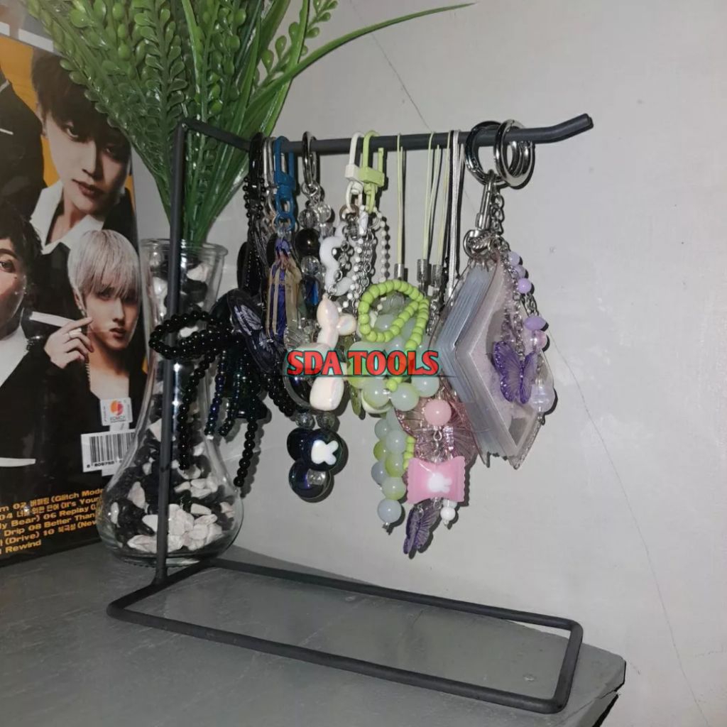 Jual RAK DISPLAY AKSESORIS/DISPLAY BESI/RAK DISPLAY GANCI,GELANG,ANTING ...