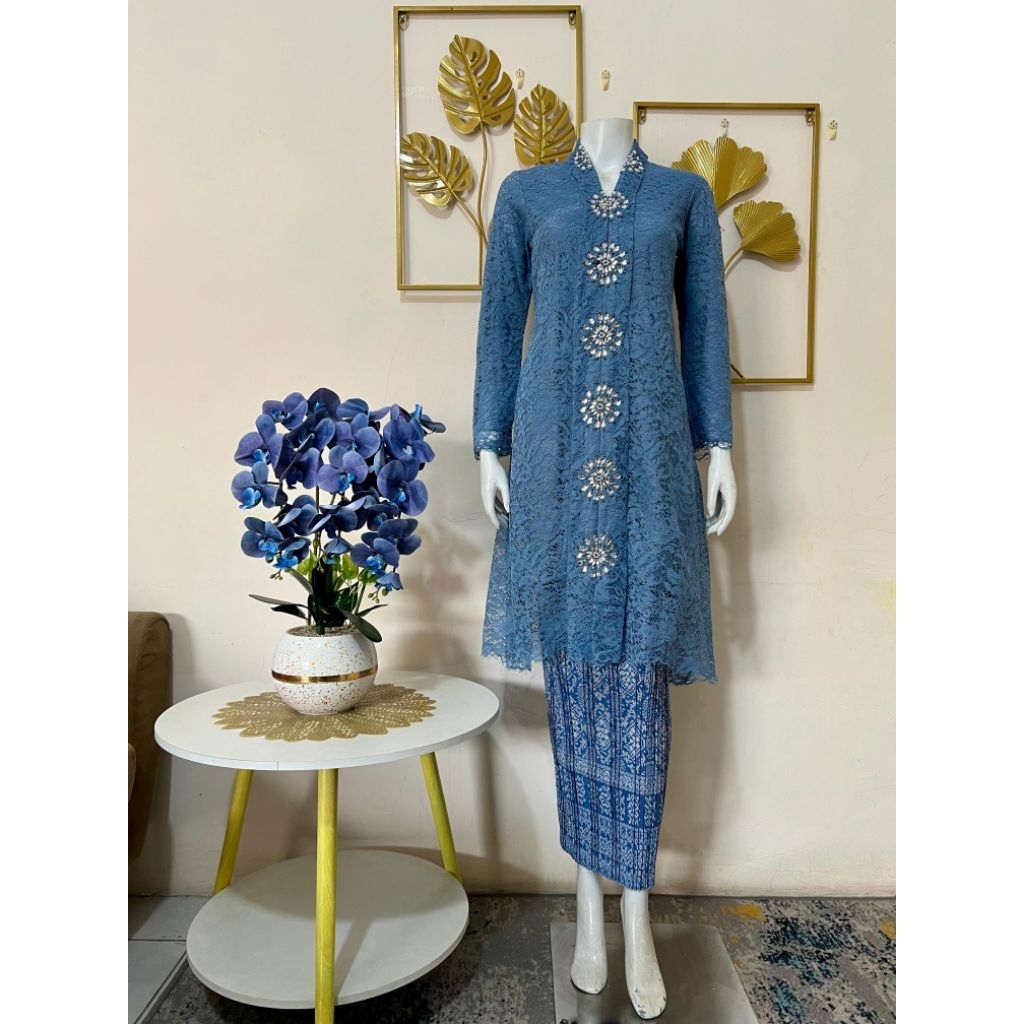Jual SETELAN KEBAYA BROKAT KARTINI PAYET/KEBAYA MURAH/KEBAYA KARTINI ...