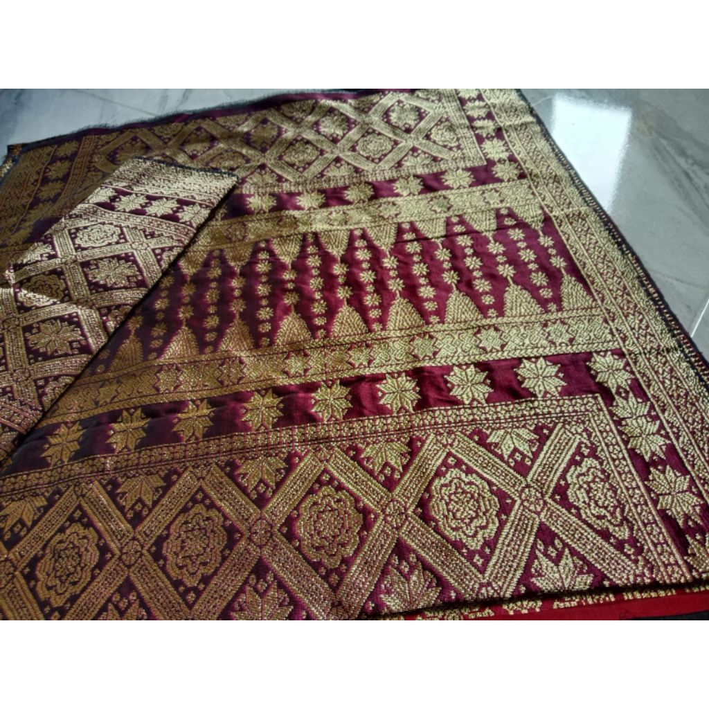Jual SALEE songket lepus burgundy gold / songket palembang asli tenun tangan | Shopee Indonesia
