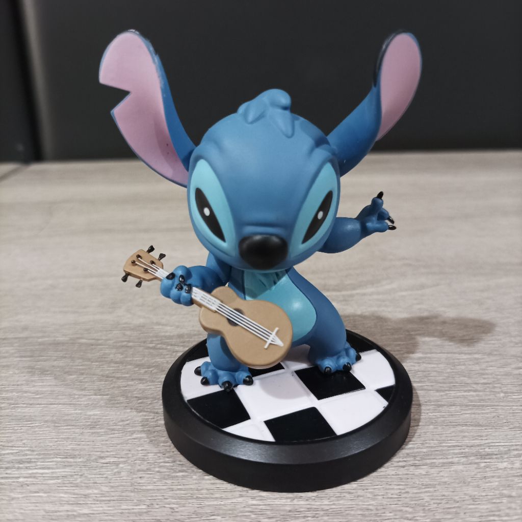 Jual Disney stitch fun series blind box loose - stitch guitar | Shopee ...