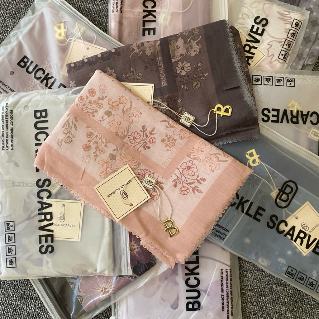 Jual (10 POUCH) Buckle Scarves Motif Segiempat Segi Empat Hijab Voal ...