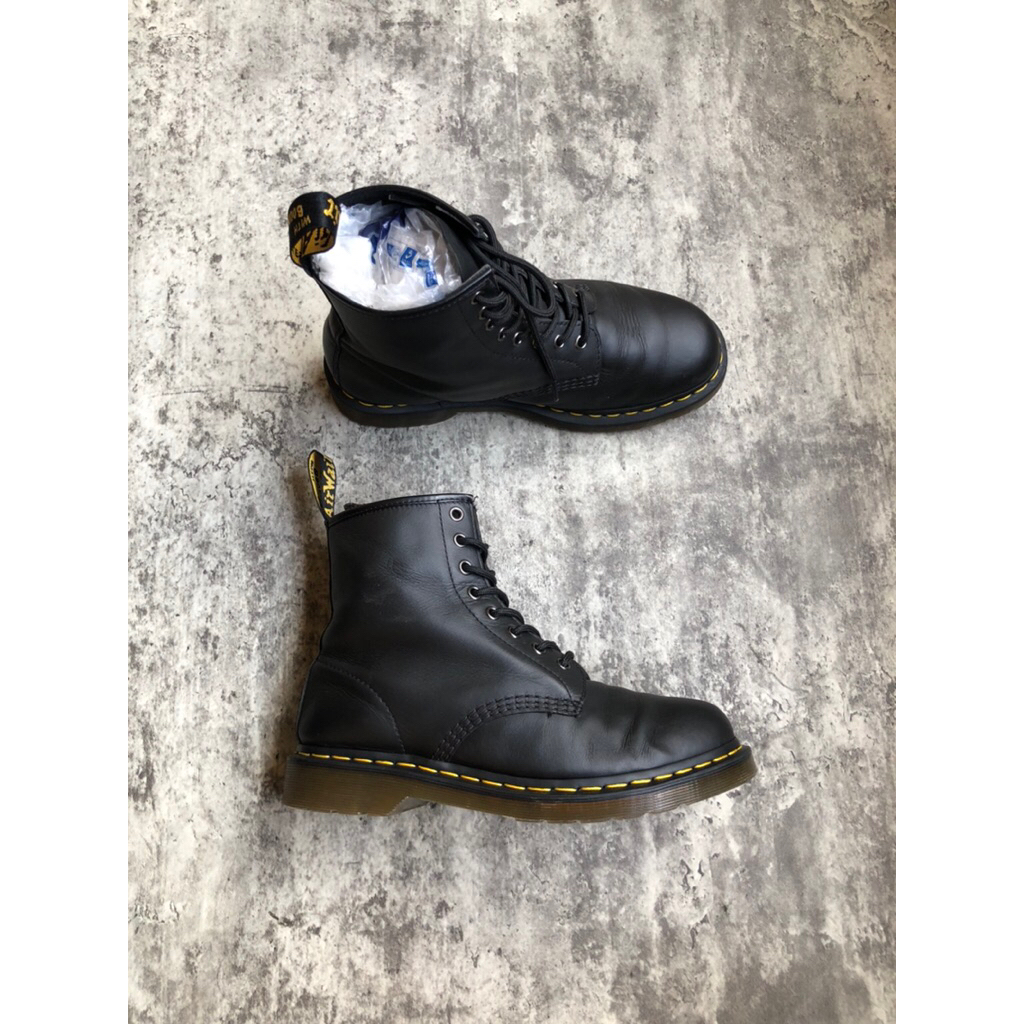 Jual docmart 1460 sepatu boots | Shopee Indonesia