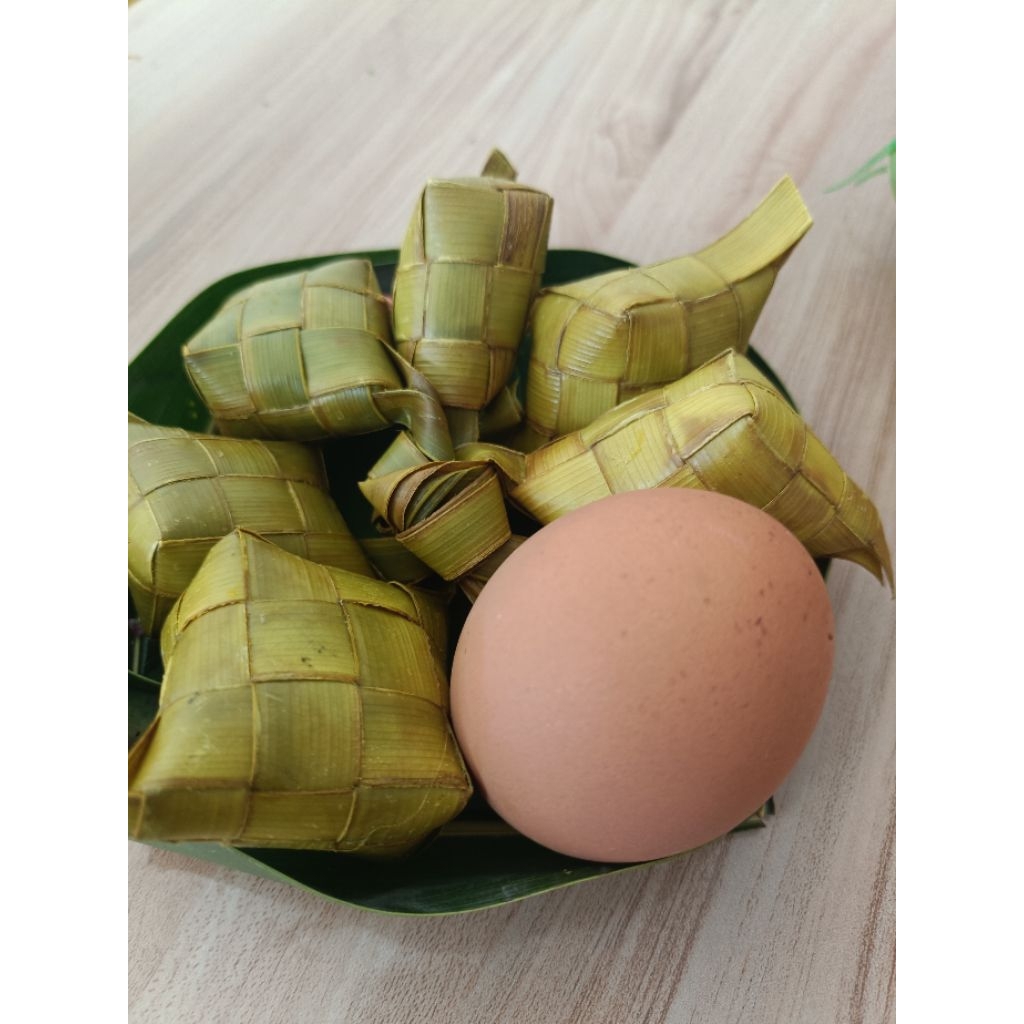 Jual Tipat Dampulan,Tipat Kelanan Ready Kajeng Kliwon, Purnama Tilem ...