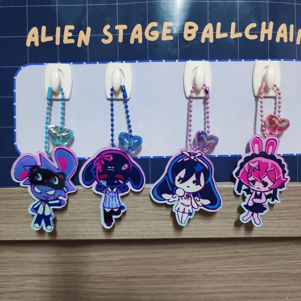 Jual ALNST Keychain & Sticker Sheet | Alien Stage Fanmerch | Shopee ...