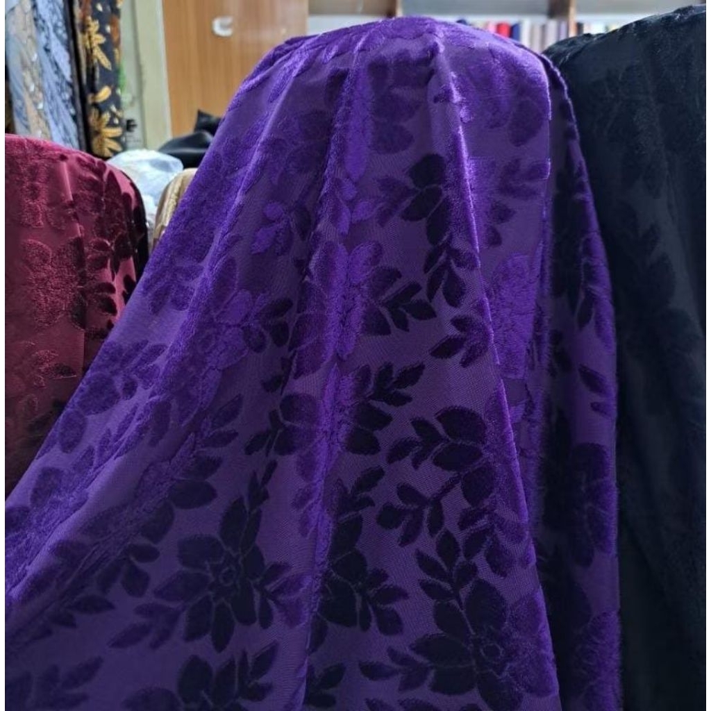 Jual Kain Bludru motif/kebaya lembut halus dan elegan (harga per 0,50/m ...
