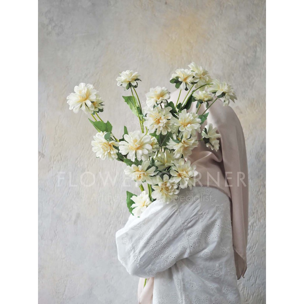 Jual Bunga Artificial Dahlia Spray Benang Sari (B22093) | Shopee Indonesia