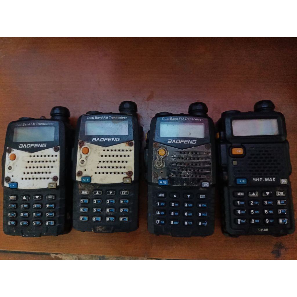 Jual HT baofeng skymax UV5R + batre bahan servis | Shopee Indonesia