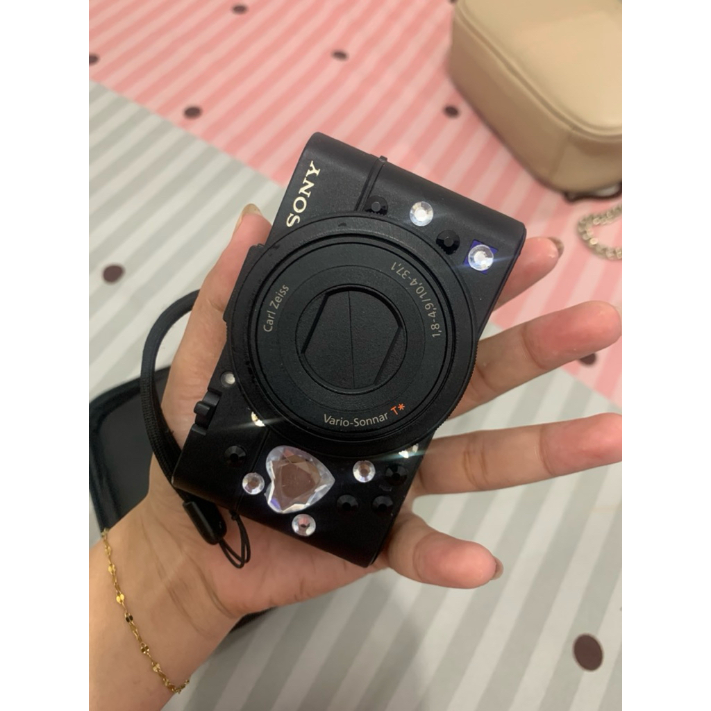 Jual Sony RX100 mark II (second 2 bulan pembelian) Sony rx100 MARK II ...