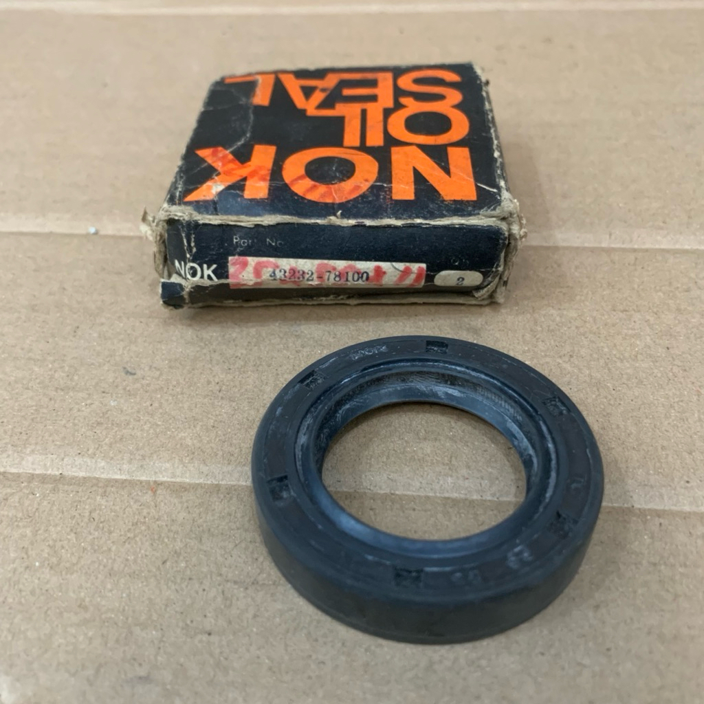 Jual Oil Seal Rear Axle Housing Nissan Datsun Pickup, SD22 43232-78100 ...