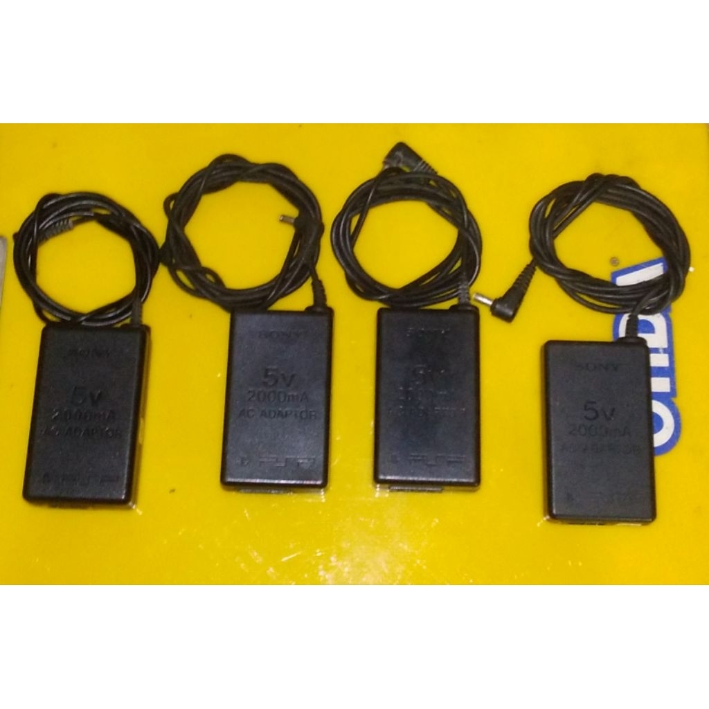 Jual Adaptor Charger PSP Sony Seri 1000 2000 3000 Kondisi Bekas Tapi ...