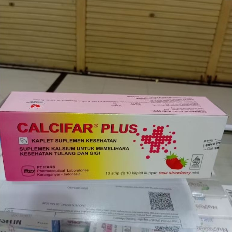 Jual Calcifar plus box 100 kaplet | Shopee Indonesia