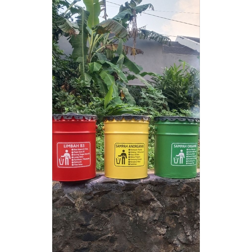 Jual TONG SAMPAH/ TEMPAT SAMPAH KALENG/ BESI 1 SET UKURAN 25L | Shopee ...