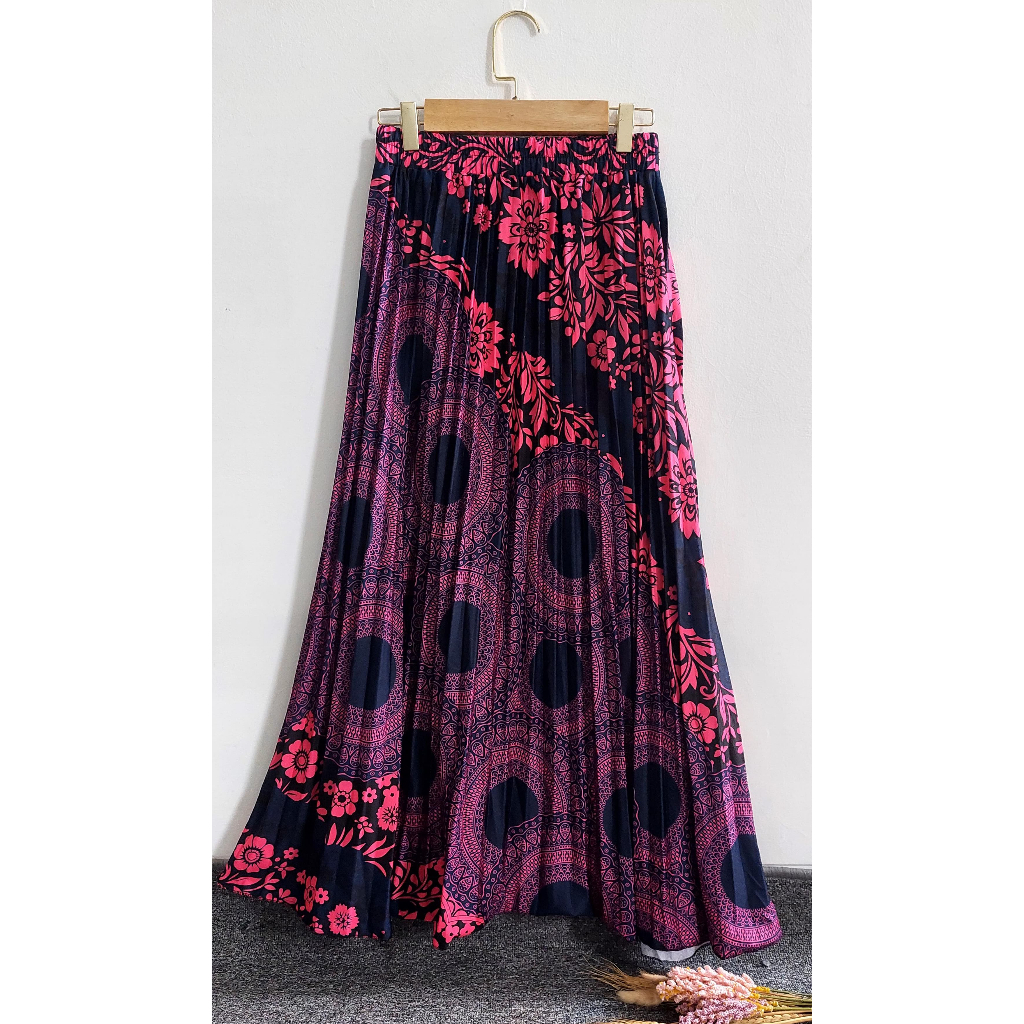 Jual Rok Plisket Motif Bunga BATIK | Rok Bunga Bunga BATIK | Rok Korean ...