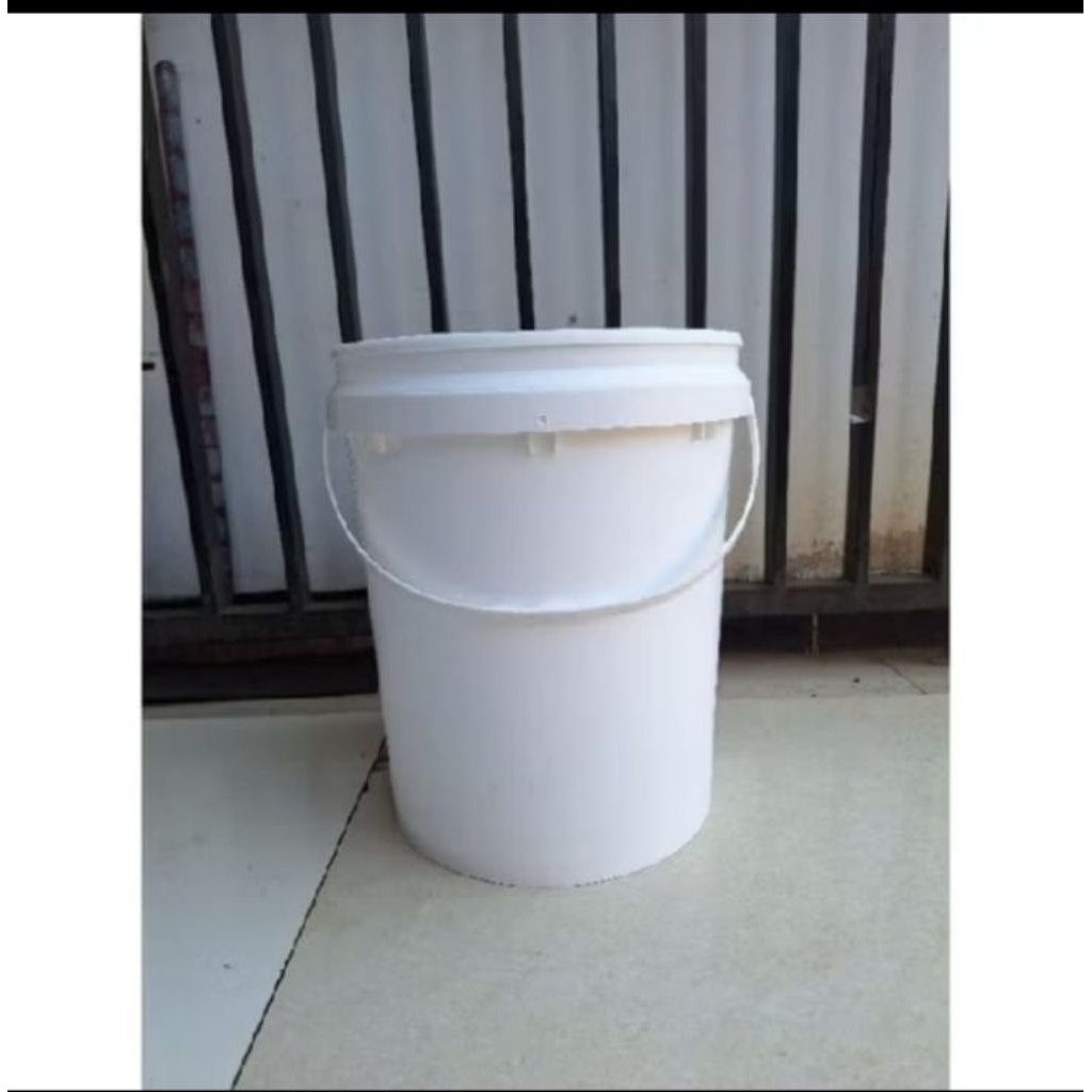 Jual Ember cat UK 25 kg + tutup dan gagang berkualitas serba guna ...