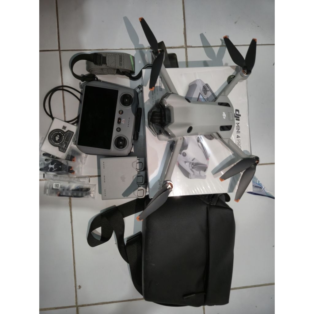 Jual DJI Mini 4 Pro Fly More Combo (DJI RC 2) | Shopee Indonesia