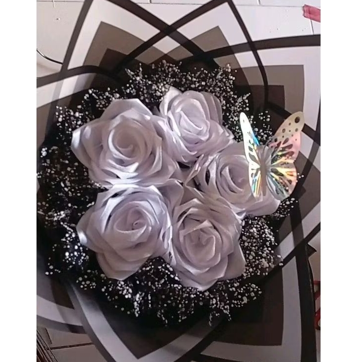 Jual Buket bunga satin 5 tangkai+ gliter+kupu | Shopee Indonesia